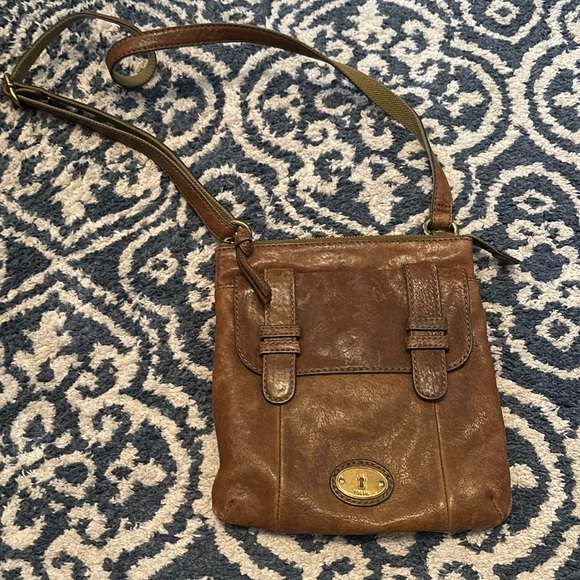 Fossil | Bags | Fossil Brown Leather Crossbody Messenger Bag | Poshmark